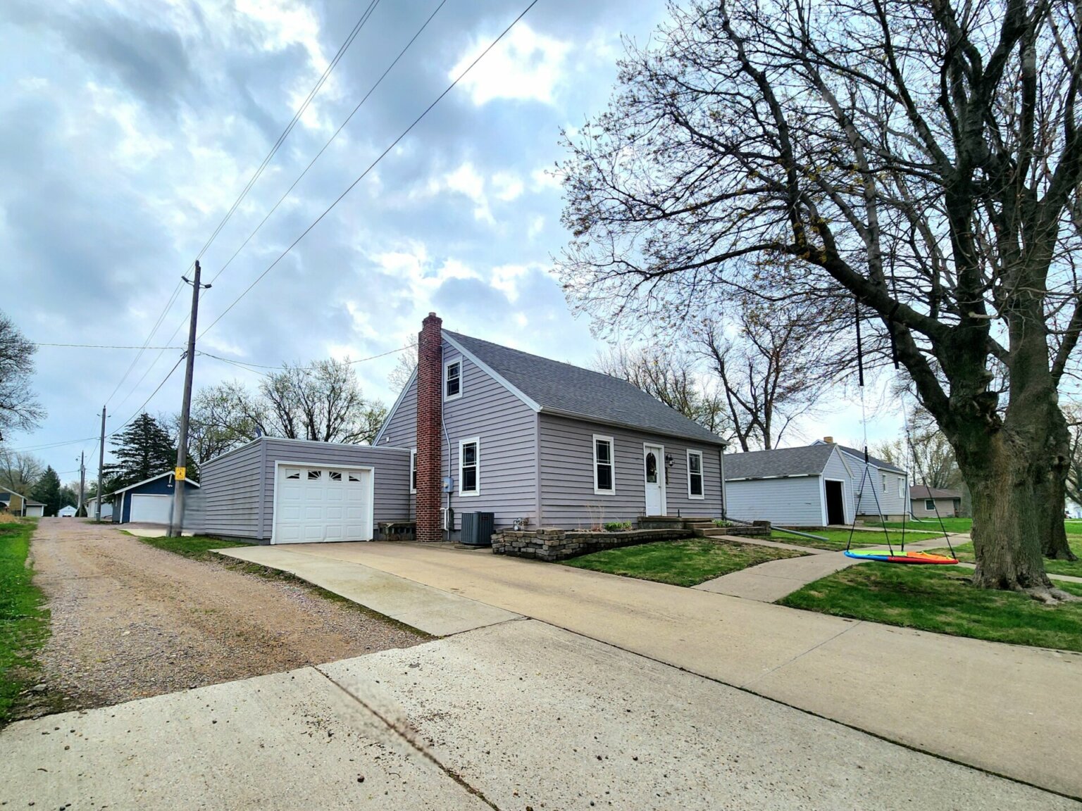 712 Realty Properties - 712 Realty